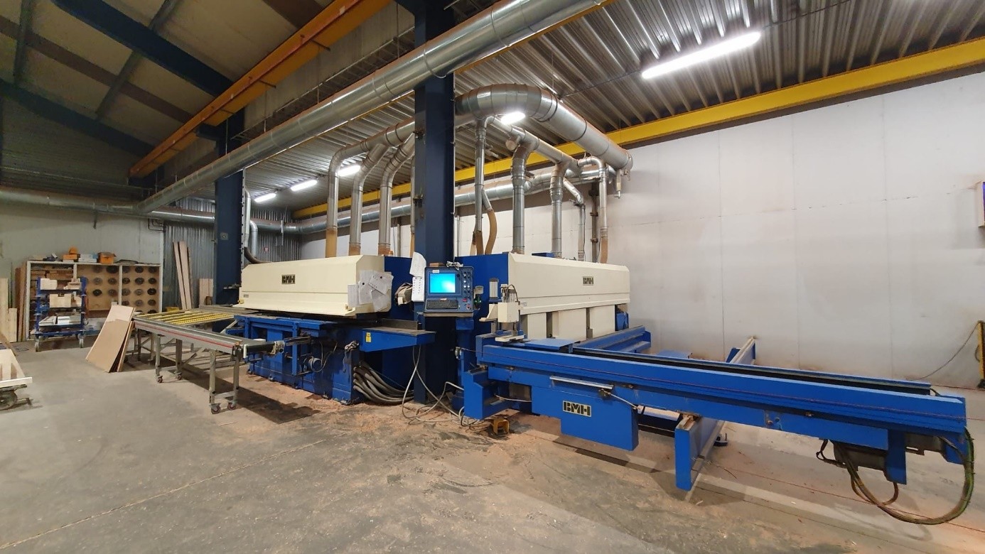 BMH hoekopstelling type AM 33/AF-IYD - bosmachines